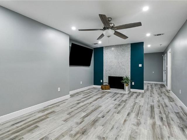 24 W Levert Drive