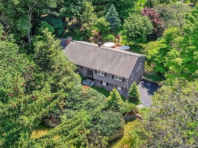 24 Watch Hill Rd, Croton On Hudson, NY 10520