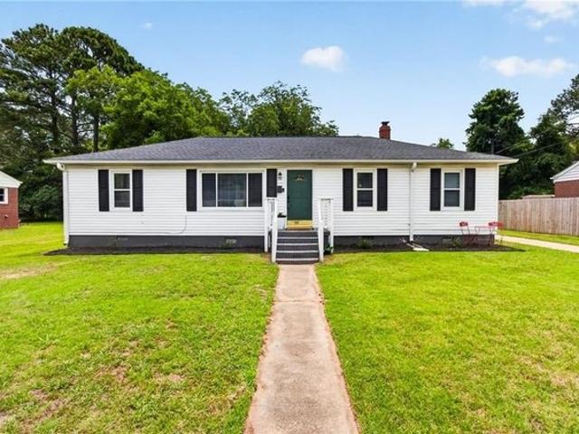 24 Westminister Dr, Hampton, VA 23666