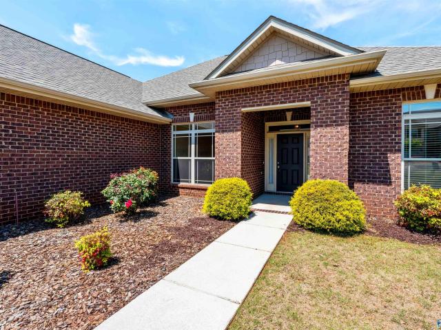 24 Winter King Drive SW