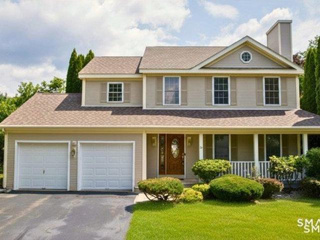 24 Wintonbury Dr, Farmington, CT 06032