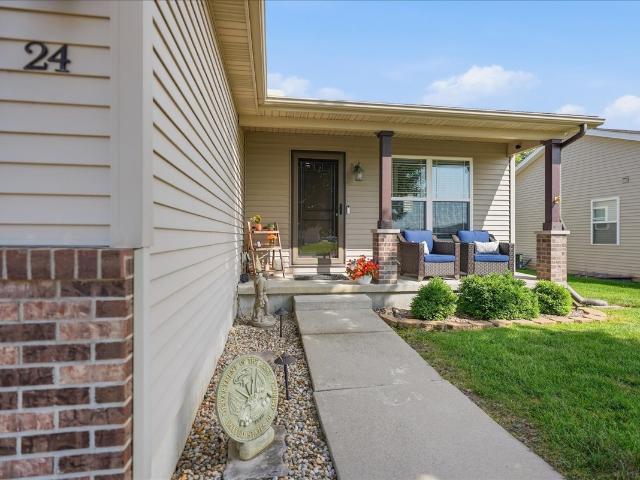 24 Winding Way
