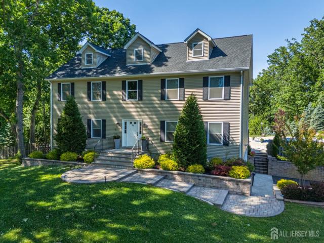 24 Willow Lane