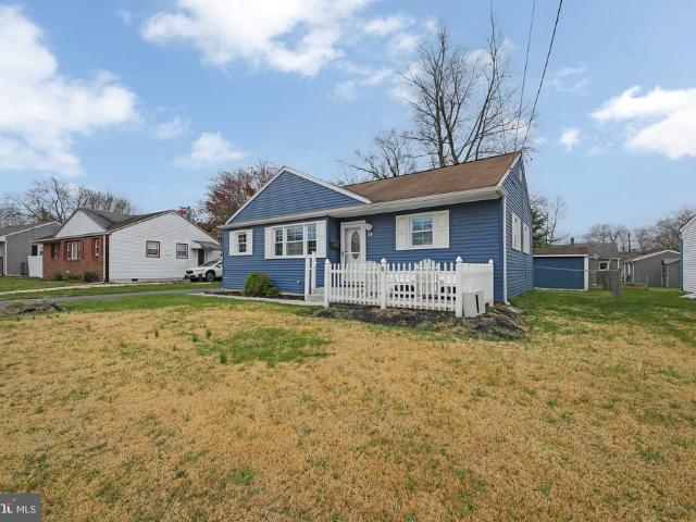 24 Woodbine Avenue