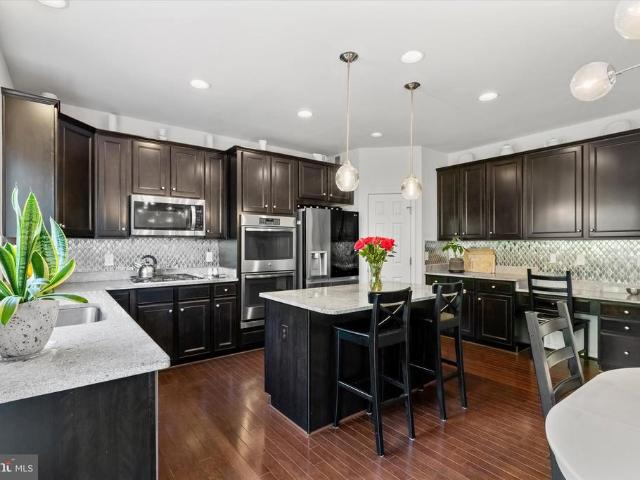 24 Woodford Drive