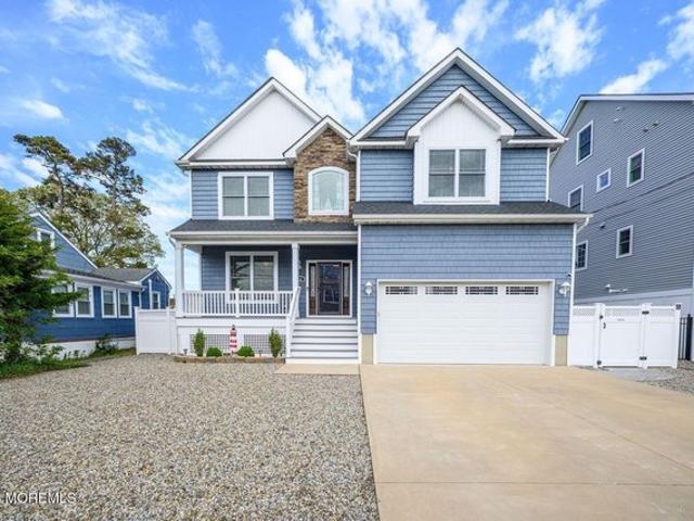 24 Woodhaven Rd, Toms River, NJ 08753