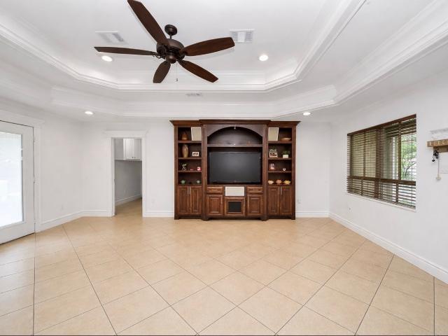 24 Woody Creek Drive