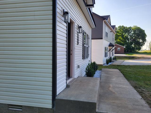 24 A Thompsonville Ln, Oak Grove, KY 42262 | MLS #3146 | Compass