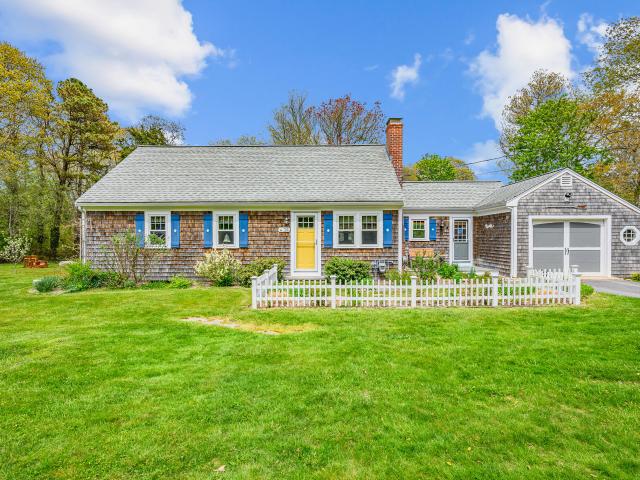 24 Acorn Drive