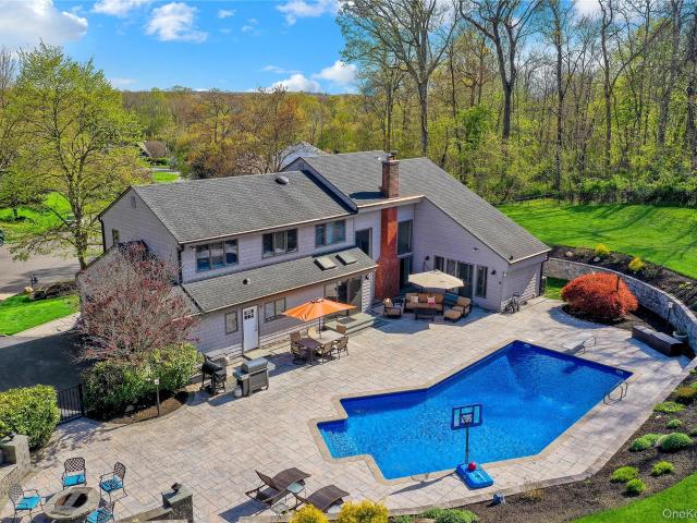 24 Allyson Place