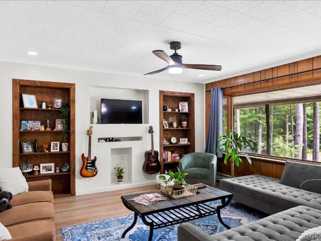 24 Alpine Drive