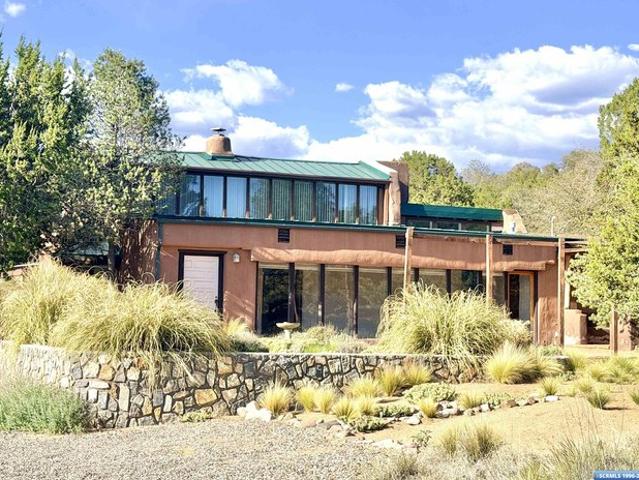 24 Amber Dr, Silver City, NM 88061