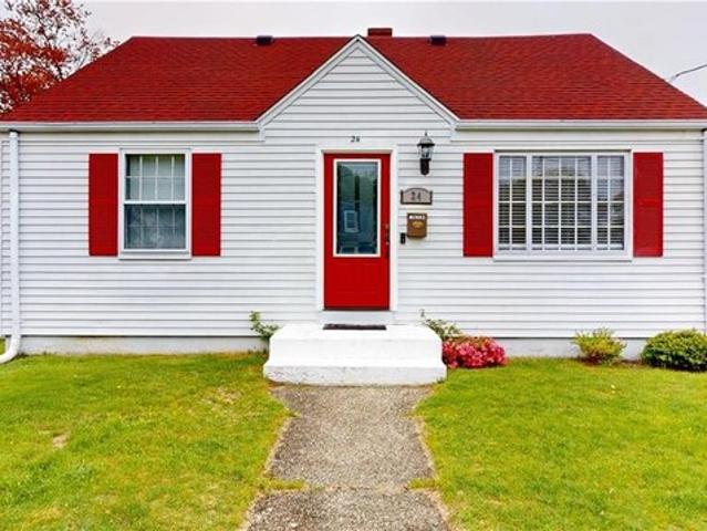 24 Annette Ave, Pawtucket, RI 02861