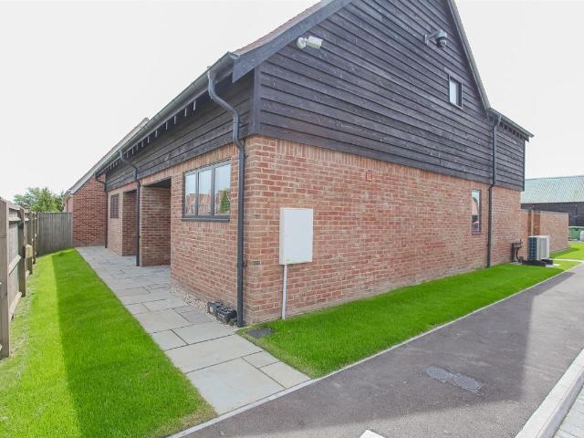 24, Aster Close, Didcot OX11, 3 bed semi detached house to rent, £1,900 pcm | PrimeLocation