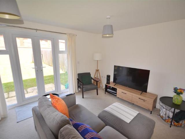24 Arundel Way, Littleover, Derby, DE23 3AY