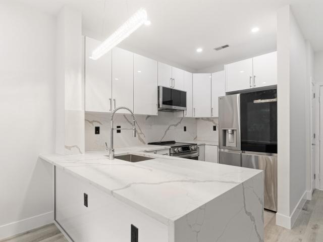 24 Avenue At Port Imperial # 131