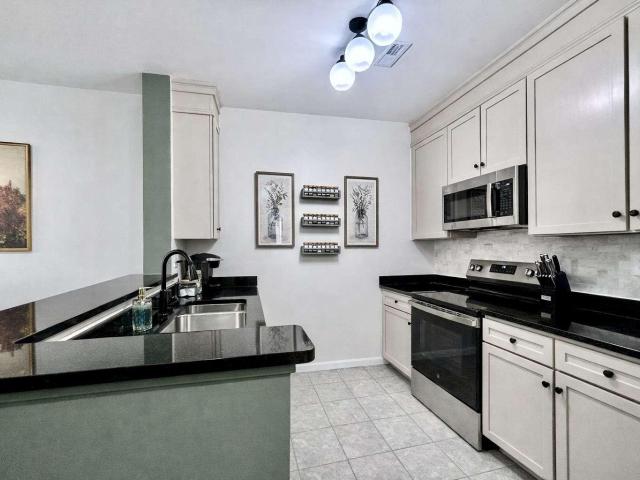 24 Avenue At Port Imperial # 227