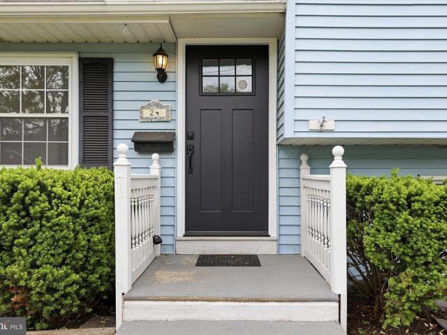 24 Barclay Drive