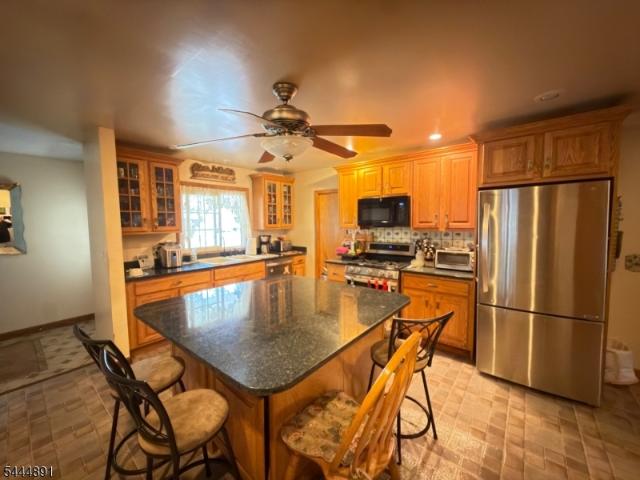 24 Beardslee Rd