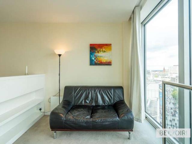1 Bedroom Studio Flat