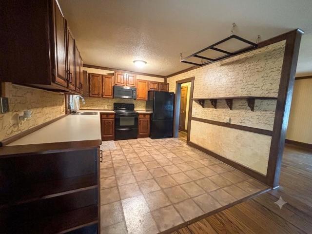 24 Bluffview Court