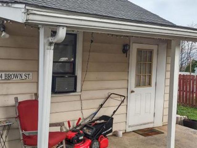 24 Brown St, Duncannon, PA 17020