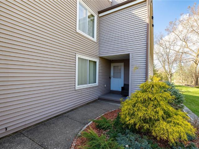24 Brimsdown Circle