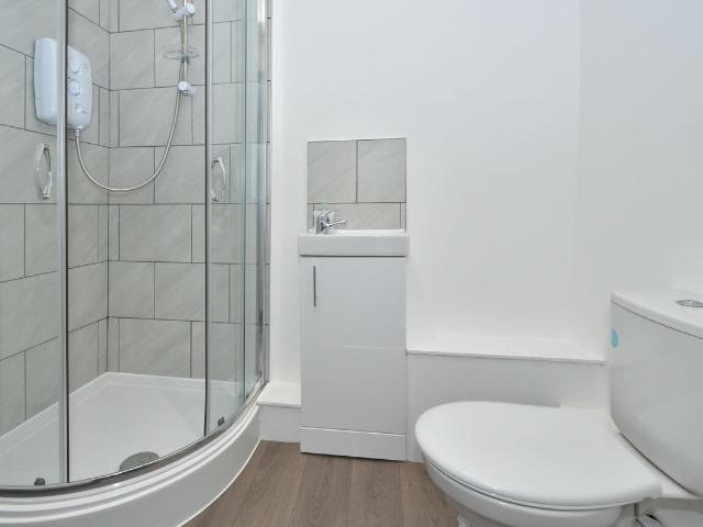 24 Brunswick Place, Stoke On Trent ST1, Room to rent, £600 pcm | PrimeLocation