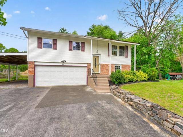24 Burning Pines Dr, Ballston Spa, NY 12020