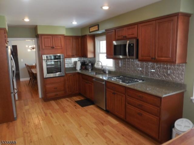 24 Castles Dr