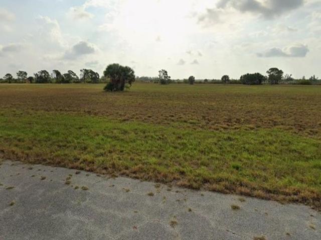 24 Chinaberry Way, Placida, FL 33946