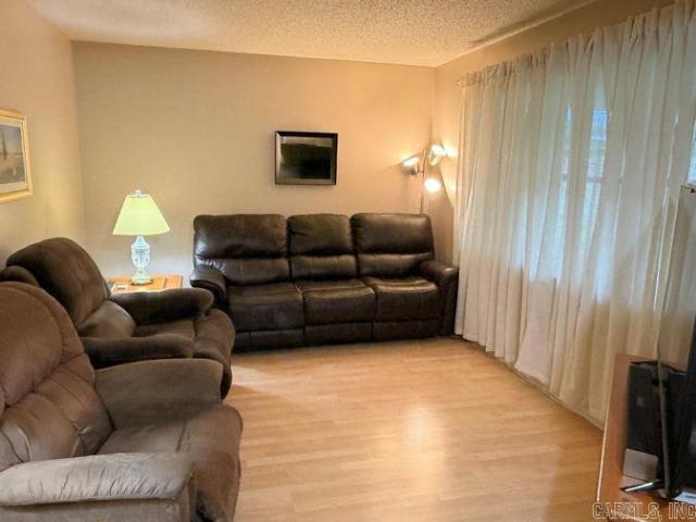 24 Chinook Circle