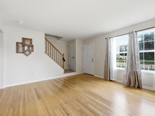 24 Churchill Dr