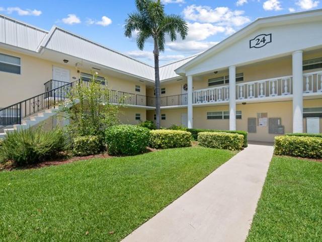 24 Colonial Club Dr Apt 101, Boynton Beach, FL 33435