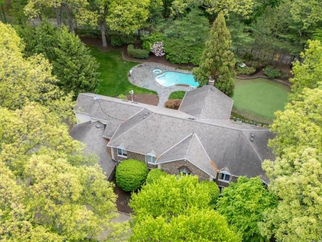24 Country Club Way