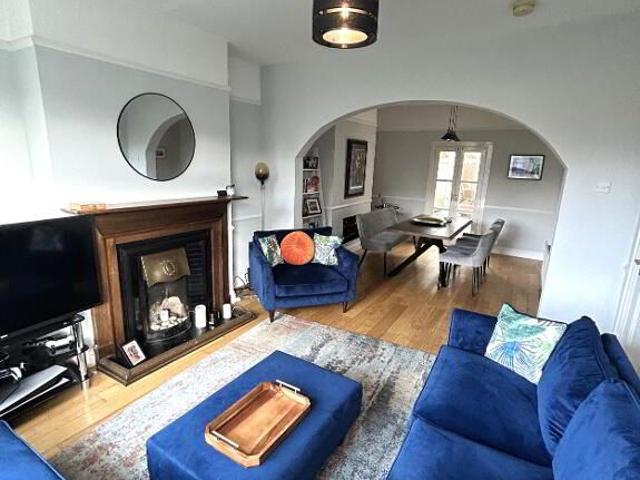 24 Clanroy Parade, Belfast, BT4 3BZ