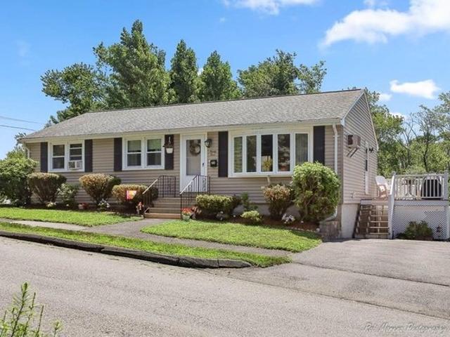 24 Clark St, Salem, MA 01970