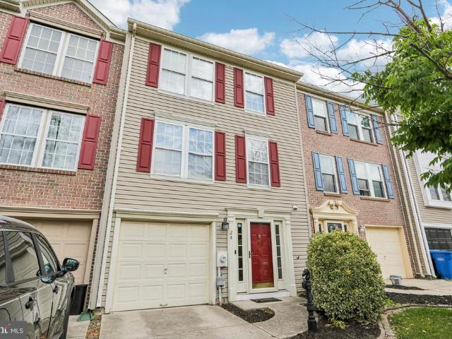 24 Clemens Lane