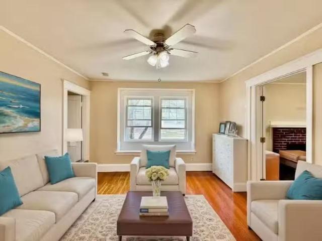 24 Cushing St, 1, Quincy, MA 02170