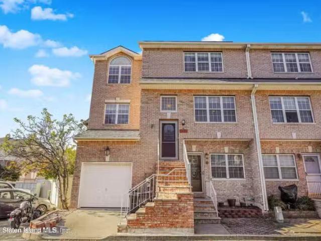 24 Daniella Court, 2, Staten Island, NY 10314
