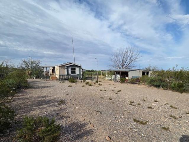 24 David Dr, Alamogordo, NM 88310