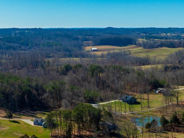 24 Dogwood Hollow Rd