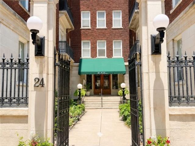 24 E Liberty Street