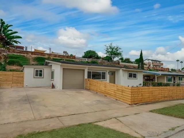 24 E Paisley St, Chula Vista, CA 91911