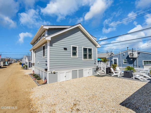 24 E Penguin Way