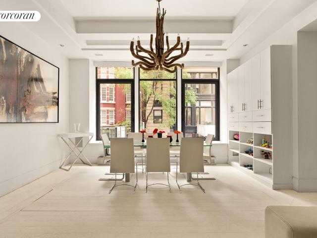 24 E 21ST Street 2
