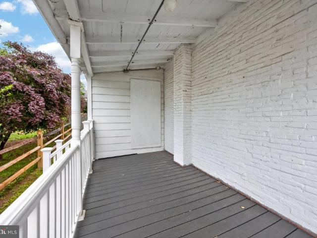 24 E 5Th Street
