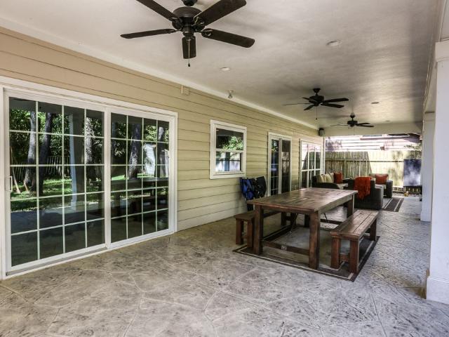 24 Edgewood Forest Court