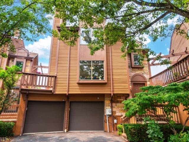 24 Faesch Ct