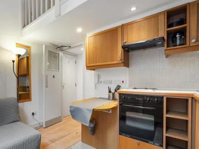 24 Fairholme Road, London, W14 9JX, United Kingdom | Studio apartment for rent #64318230 | Rentberry